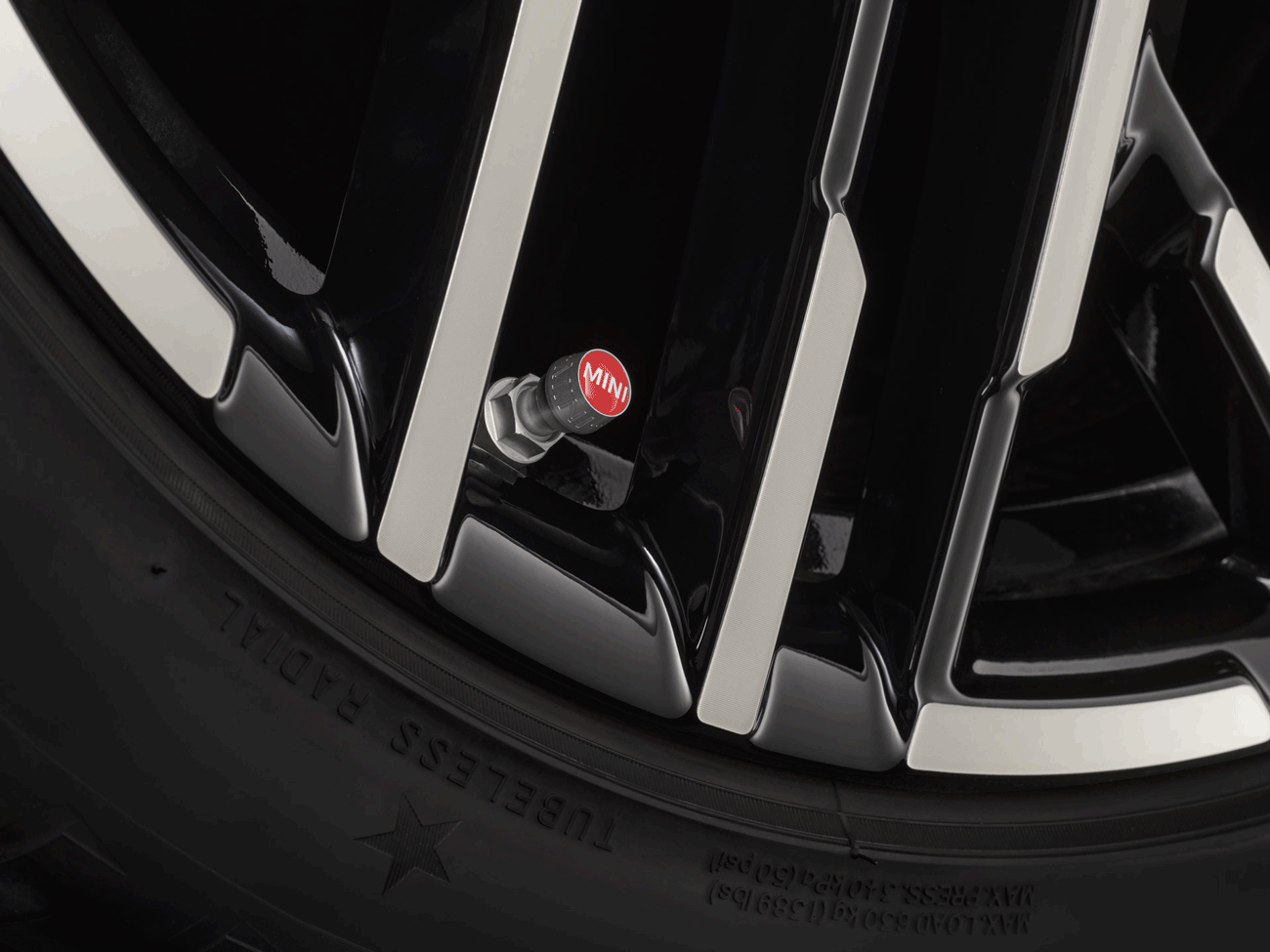 Genuine MINI Wheels & Tyres: Official Overview